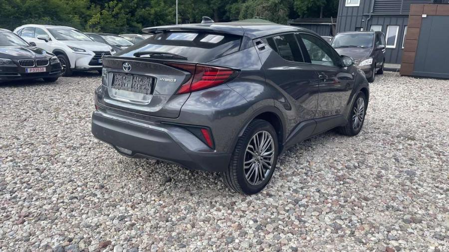 Серый Тойота C-HR 2022 в Каунас, объемом двигателя 1.80 л и пробегом 90 тыс. км за 20900 €, фото 6 на AUTOMOTO.COM.LV