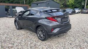 Серый Тойота C-HR 2022 в Каунас, объемом двигателя 1.80 л и пробегом 90 тыс. км за 20900 €, фото 8 на AUTOMOTO.COM.LV