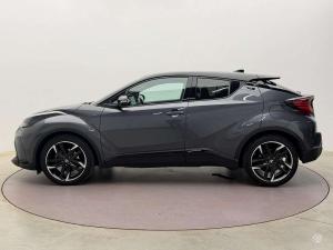 Серый Тойота C-HR 2022 в Паневежис, объемом двигателя 1.99 л и пробегом 102 тыс. км за 25390 €, фото 6 на AUTOMOTO.COM.LV