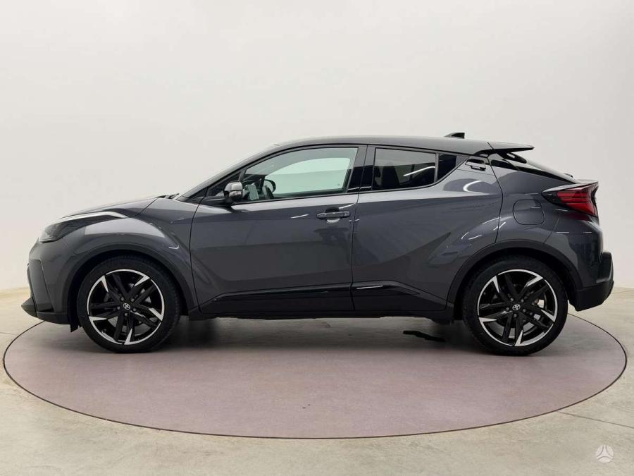 Серый Тойота C-HR 2022 в Паневежис, объемом двигателя 1.99 л и пробегом 102 тыс. км за 25390 €, фото 6 на AUTOMOTO.COM.LV