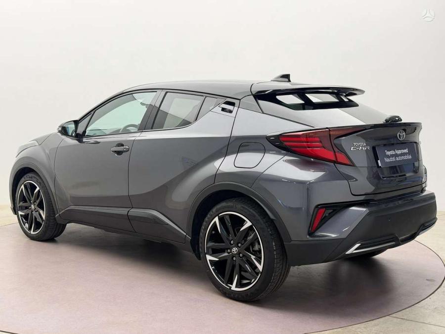 Серый Тойота C-HR 2022 в Паневежис, объемом двигателя 1.99 л и пробегом 102 тыс. км за 25390 €, фото 7 на AUTOMOTO.COM.LV
