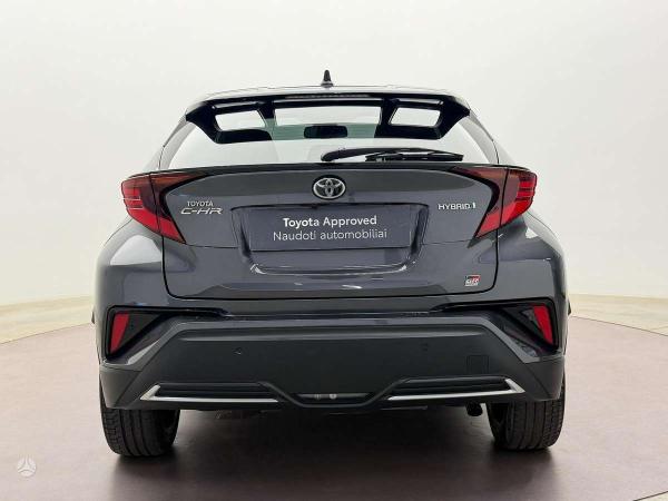 Серый Тойота C-HR 2022 в Паневежис, объемом двигателя 1.99 л и пробегом 102 тыс. км за 25390 €, фото 7 на AUTOMOTO.COM.LV