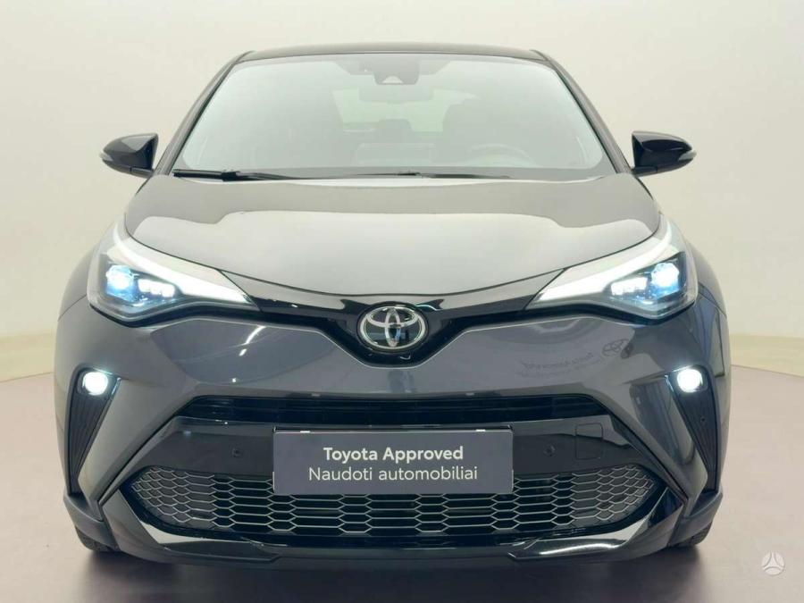 Серый Тойота C-HR 2022 в Паневежис, объемом двигателя 1.99 л и пробегом 102 тыс. км за 25390 €, фото 37 на AUTOMOTO.COM.LV