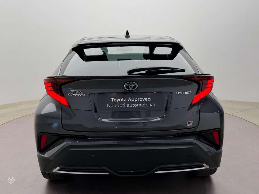 Серый Тойота C-HR 2022 в Паневежис, объемом двигателя 1.99 л и пробегом 102 тыс. км за 25390 €, фото 39 на AUTOMOTO.COM.LV