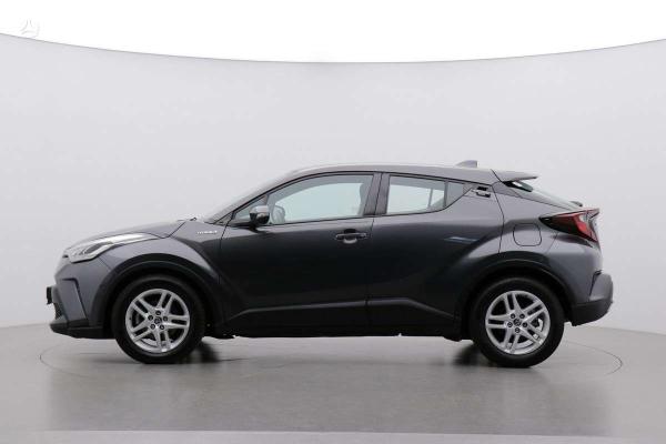 Серый Тойота C-HR 2022 в Вильнюс, объемом двигателя 1.99 л и пробегом 104 тыс. км за 23900 €, фото 5 на AUTOMOTO.COM.LV