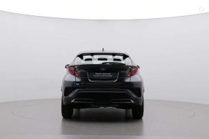 Grey Toyota C-HR 2022 in Vilnius, with an engine capacity of 1.99 L and mileage of 104 thousand km for 23900 €, photo 6 on AUTOMOTO.COM.LV