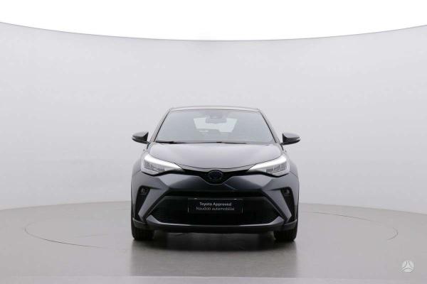 Серый Тойота C-HR 2022 в Вильнюс, объемом двигателя 1.99 л и пробегом 104 тыс. км за 23900 €, фото 7 на AUTOMOTO.COM.LV