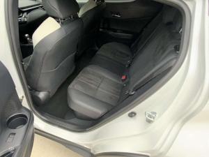 Grey Toyota C-HR 2022 in Vilnius, with an engine capacity of 1.99 L and mileage of 66 thousand km for 24950 €, photo 15 on AUTOMOTO.COM.LV