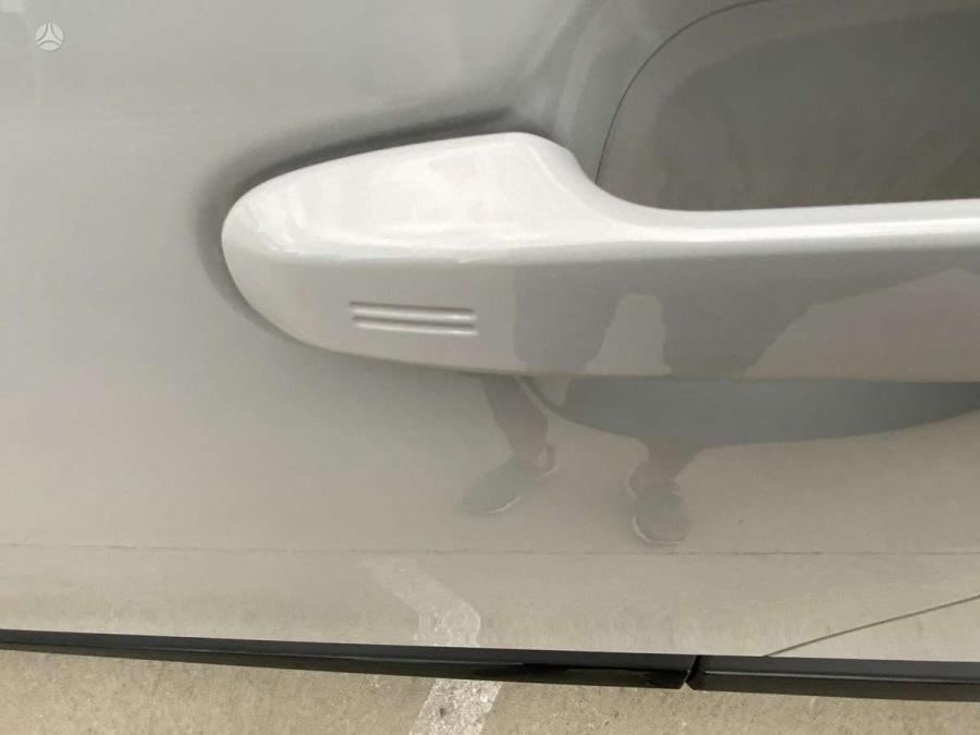 Grey Toyota C-HR 2022 in Vilnius, with an engine capacity of 1.99 L and mileage of 66 thousand km for 24950 €, photo 21 on AUTOMOTO.COM.LV