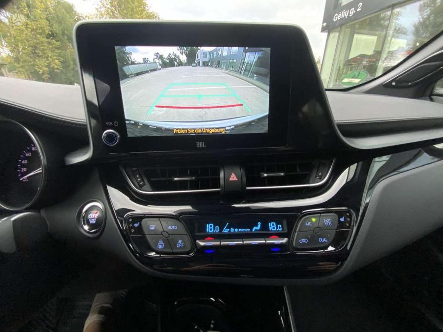 Grey Toyota C-HR 2022 in Vilnius, with an engine capacity of 1.99 L and mileage of 66 thousand km for 24950 €, photo 24 on AUTOMOTO.COM.LV