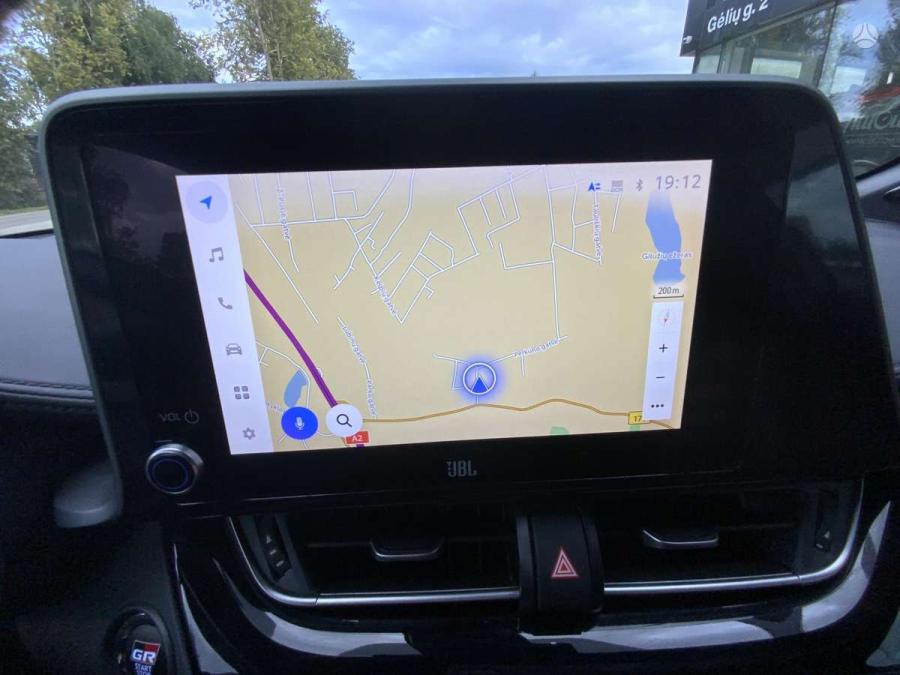 Grey Toyota C-HR 2022 in Vilnius, with an engine capacity of 1.99 L and mileage of 66 thousand km for 24950 €, photo 25 on AUTOMOTO.COM.LV