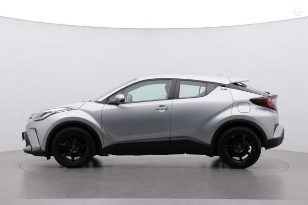 Серый Тойота C-HR 2022 в Вильнюс, объемом двигателя 2.00 л и пробегом 112 тыс. км за 24900 €, фото 5 на AUTOMOTO.COM.LV