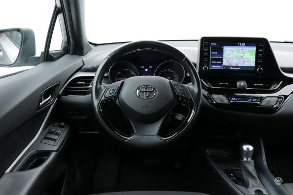 Серый Тойота C-HR 2022 в Вильнюс, объемом двигателя 2.00 л и пробегом 112 тыс. км за 24900 €, фото 9 на AUTOMOTO.COM.LV