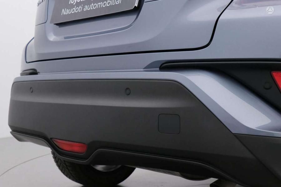 Серый Тойота C-HR 2022 в Вильнюс, объемом двигателя 1.80 л и пробегом 63 тыс. км за 23900 €, фото 22 на AUTOMOTO.COM.LV