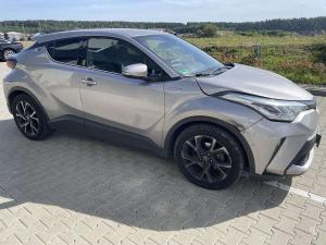 Серый Тойота C-HR 2022 в Вильнюс, объемом двигателя 2.00 л и пробегом 130 тыс. км за 12999 €, фото 11 на AUTOMOTO.COM.LV