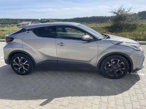Серый Тойота C-HR 2022 в Вильнюс, объемом двигателя 2.00 л и пробегом 130 тыс. км за 12999 €, фото 12 на AUTOMOTO.COM.LV