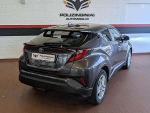 Pelēks Toyota C-HR 2022 Kauņa, ar dzinēja tilpumu 1.80 L un nobraukumu 70 tūkst. km par 20900 €, foto 4 vietnē AUTOMOTO.COM.LV