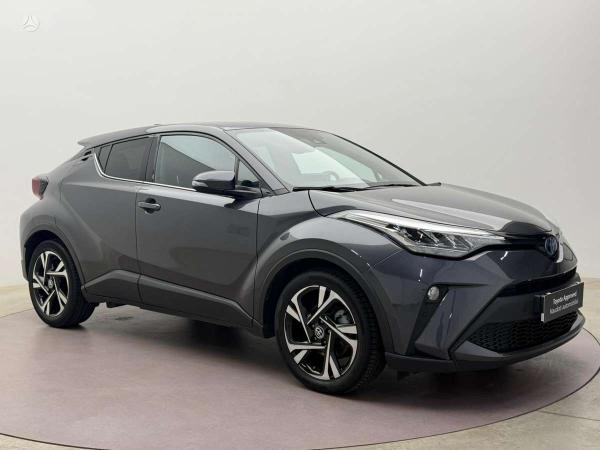 Серый Тойота C-HR 2022 в Паневежис, объемом двигателя 1.99 л и пробегом 94 тыс. км за 22790 €, фото 4 на AUTOMOTO.COM.LV