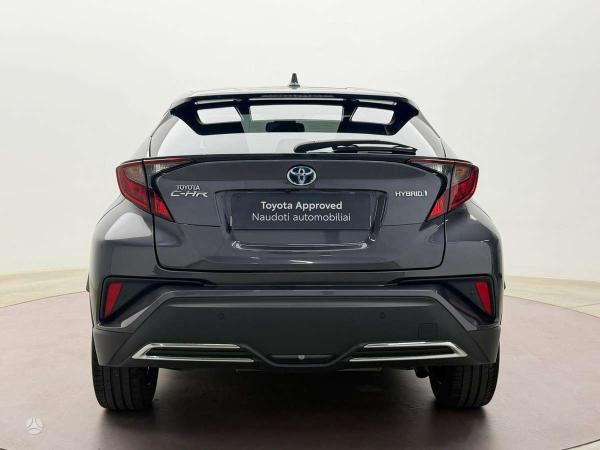 Серый Тойота C-HR 2022 в Паневежис, объемом двигателя 1.99 л и пробегом 94 тыс. км за 22790 €, фото 8 на AUTOMOTO.COM.LV