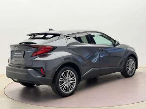 Серый Тойота C-HR 2022 в Паневежис, объемом двигателя 1.80 л и пробегом 79 тыс. км за 23990 €, фото 9 на AUTOMOTO.COM.LV