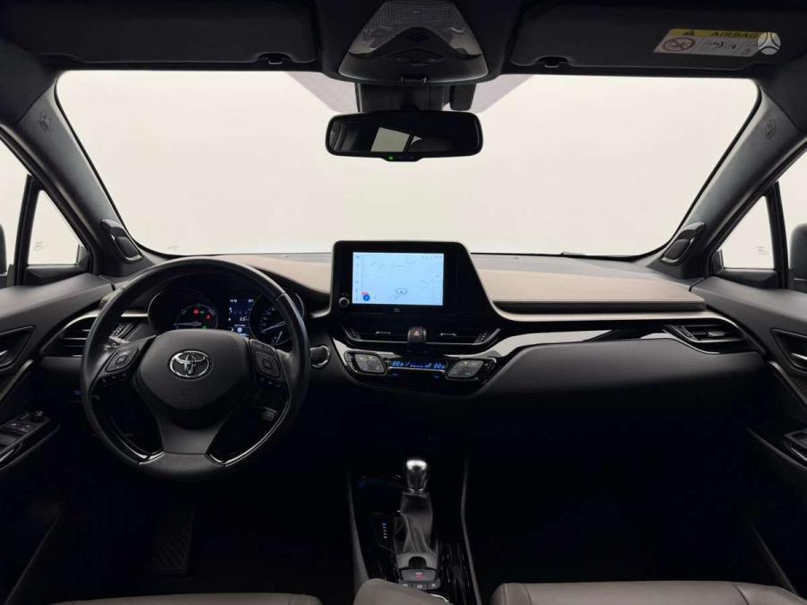 Серый Тойота C-HR 2022 в Паневежис, объемом двигателя 1.80 л и пробегом 79 тыс. км за 23990 €, фото 19 на AUTOMOTO.COM.LV