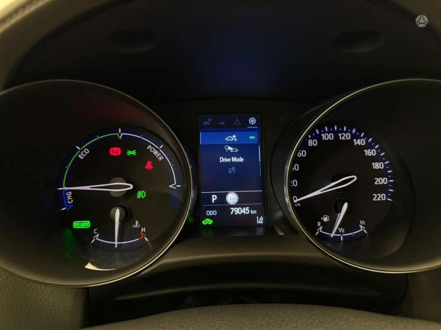 Серый Тойота C-HR 2022 в Паневежис, объемом двигателя 1.80 л и пробегом 79 тыс. км за 23990 €, фото 28 на AUTOMOTO.COM.LV