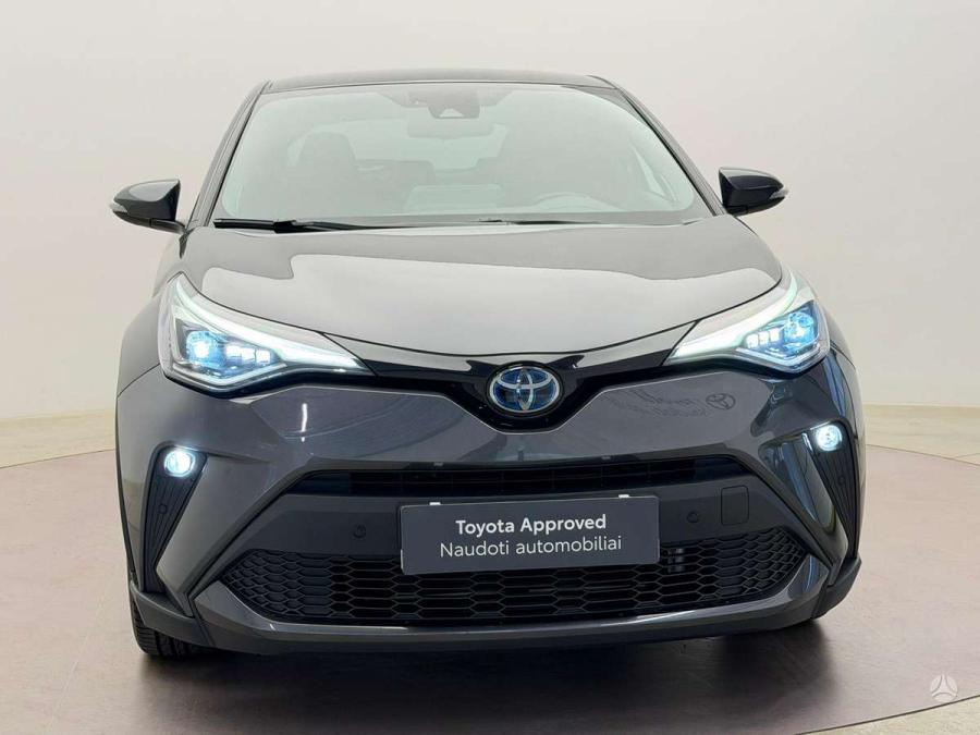 Серый Тойота C-HR 2022 в Паневежис, объемом двигателя 1.80 л и пробегом 79 тыс. км за 23990 €, фото 37 на AUTOMOTO.COM.LV