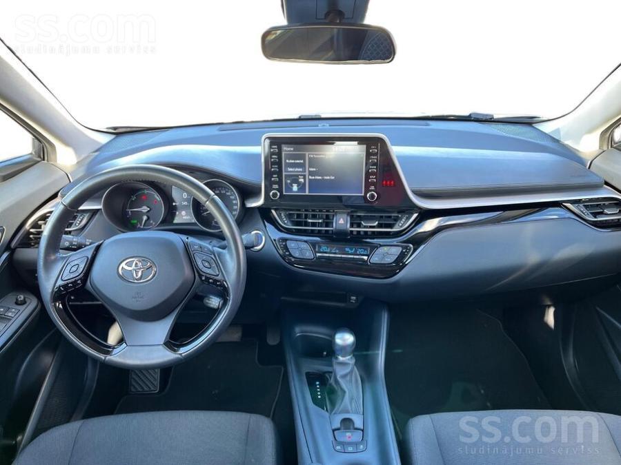 Серый Тойота C-HR 2022 в Рига, объемом двигателя 1.80 л и пробегом 49 тыс. км за 21490 €, фото 9 на AUTOMOTO.COM.LV