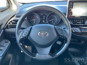Серый Тойота C-HR 2022 в Рига, объемом двигателя 1.80 л и пробегом 49 тыс. км за 21490 €, фото 13 на AUTOMOTO.COM.LV