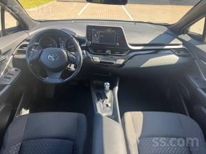 Pelēks Toyota C-HR 2023 Rīga, ar dzinēja tilpumu 1.80 L un nobraukumu 59 tūkst. km par 23450 €, foto 11 vietnē AUTOMOTO.COM.LV