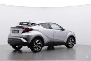 Pelēks Toyota C-HR 2023 Viļņa, ar dzinēja tilpumu 1.80 L un nobraukumu 60 tūkst. km par 22900 €, foto 2 vietnē AUTOMOTO.COM.LV
