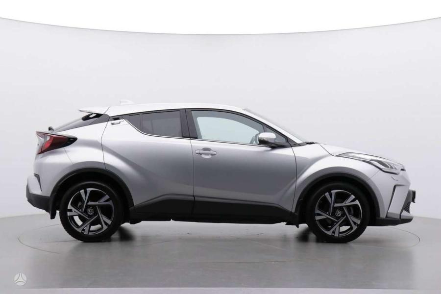 Pelēks Toyota C-HR 2023 Viļņa, ar dzinēja tilpumu 1.80 L un nobraukumu 60 tūkst. km par 22900 €, foto 16 vietnē AUTOMOTO.COM.LV