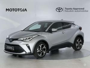 Серый Тойота C-HR 2023 в Вильнюс, объемом двигателя 1.80 л и пробегом 50 тыс. км за 23500 €, фото  на AUTOMOTO.COM.LV