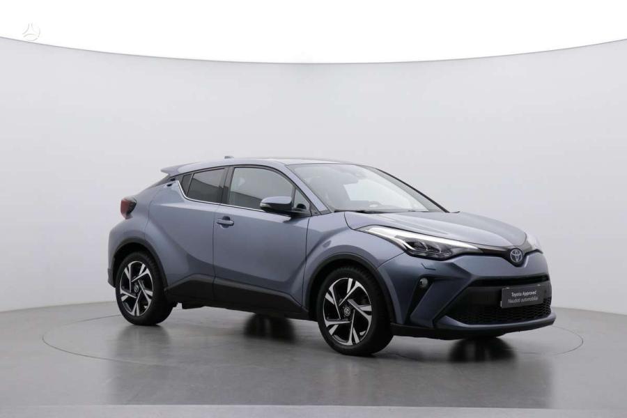 Grey Toyota C-HR 2023 in Vilnius, with an engine capacity of 1.80 L and mileage of 54 thousand km for 22900 €, photo 19 on AUTOMOTO.COM.LV