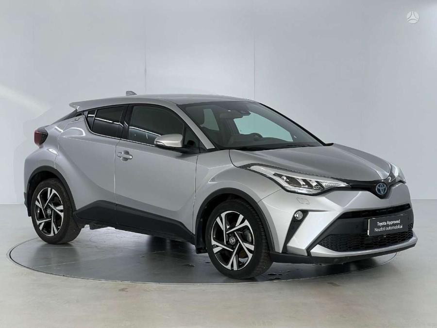 Grey Toyota C-HR 2023 in Vilnius, with an engine capacity of 1.80 L and mileage of 51 thousand km for 22900 €, photo 16 on AUTOMOTO.COM.LV