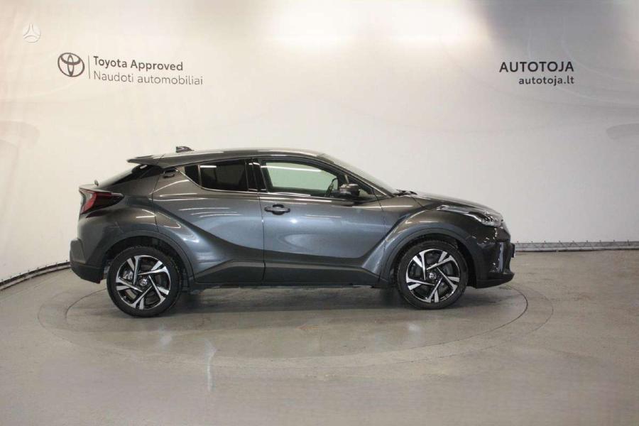 Pelēks Toyota C-HR 2023 Kauņa, ar dzinēja tilpumu 1.80 L un nobraukumu 52 tūkst. km par 23500 €, foto 16 vietnē AUTOMOTO.COM.LV