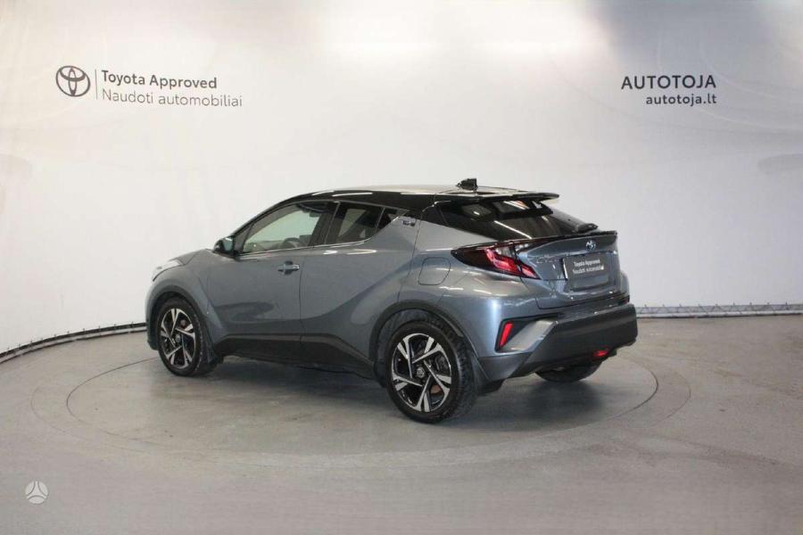Grey Toyota C-HR 2023 in Kaunas, with an engine capacity of 1.80 L and mileage of 156 thousand km for 21900 €, photo 17 on AUTOMOTO.COM.LV