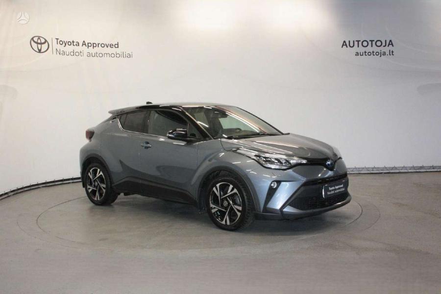 Grey Toyota C-HR 2023 in Kaunas, with an engine capacity of 1.80 L and mileage of 156 thousand km for 21900 €, photo 18 on AUTOMOTO.COM.LV