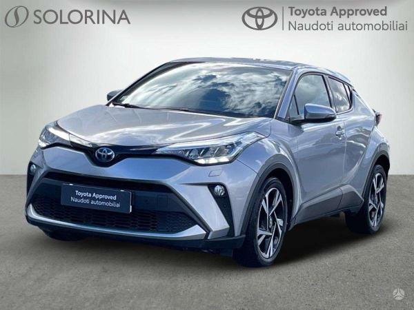 Серый Тойота C-HR 2023 в Клайпеда, объемом двигателя 1.80 л и пробегом 53 тыс. км за 22900 €, фото 1 на AUTOMOTO.COM.LV