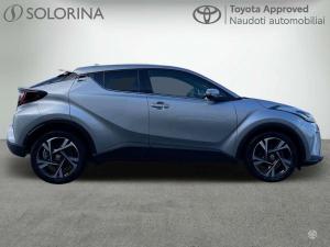 Серый Тойота C-HR 2023 в Клайпеда, объемом двигателя 1.80 л и пробегом 53 тыс. км за 22900 €, фото 13 на AUTOMOTO.COM.LV