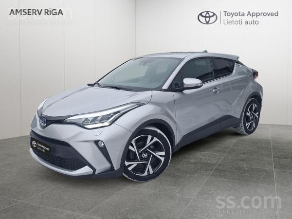 Pelēks Toyota C-HR 2023 Rīga, ar dzinēja tilpumu 1.80 L un nobraukumu 50 tūkst. km par 22900 €, foto 1 vietnē AUTOMOTO.COM.LV