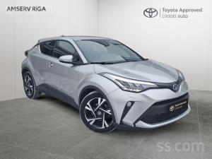 Pelēks Toyota C-HR 2023 Rīga, ar dzinēja tilpumu 1.80 L un nobraukumu 50 tūkst. km par 22900 €, foto 3 vietnē AUTOMOTO.COM.LV