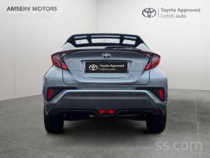 Pelēks Toyota C-HR 2023 Rīga, ar dzinēja tilpumu 1.80 L un nobraukumu 48 tūkst. km par 22900 €, foto 5 vietnē AUTOMOTO.COM.LV