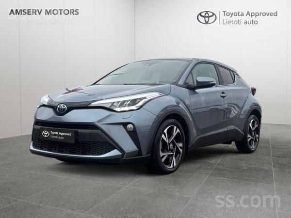 Pelēks Toyota C-HR 2023 Rīga, ar dzinēja tilpumu 1.80 L un nobraukumu 47 tūkst. km par 22900 €, foto 1 vietnē AUTOMOTO.COM.LV