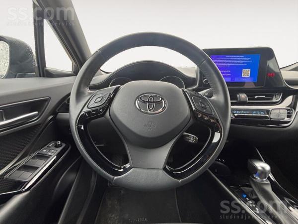 Pelēks Toyota C-HR 2023 Rīga, ar dzinēja tilpumu 1.80 L un nobraukumu 47 tūkst. km par 22900 €, foto 9 vietnē AUTOMOTO.COM.LV