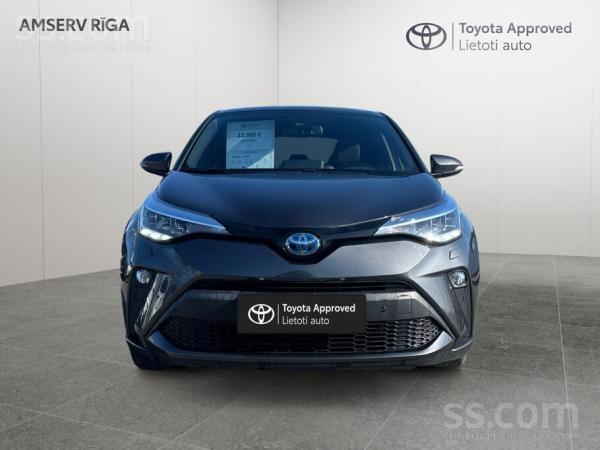 Pelēks Toyota C-HR 2023 Rīga, ar dzinēja tilpumu 1.80 L un nobraukumu 49 tūkst. km par 22900 €, foto 5 vietnē AUTOMOTO.COM.LV