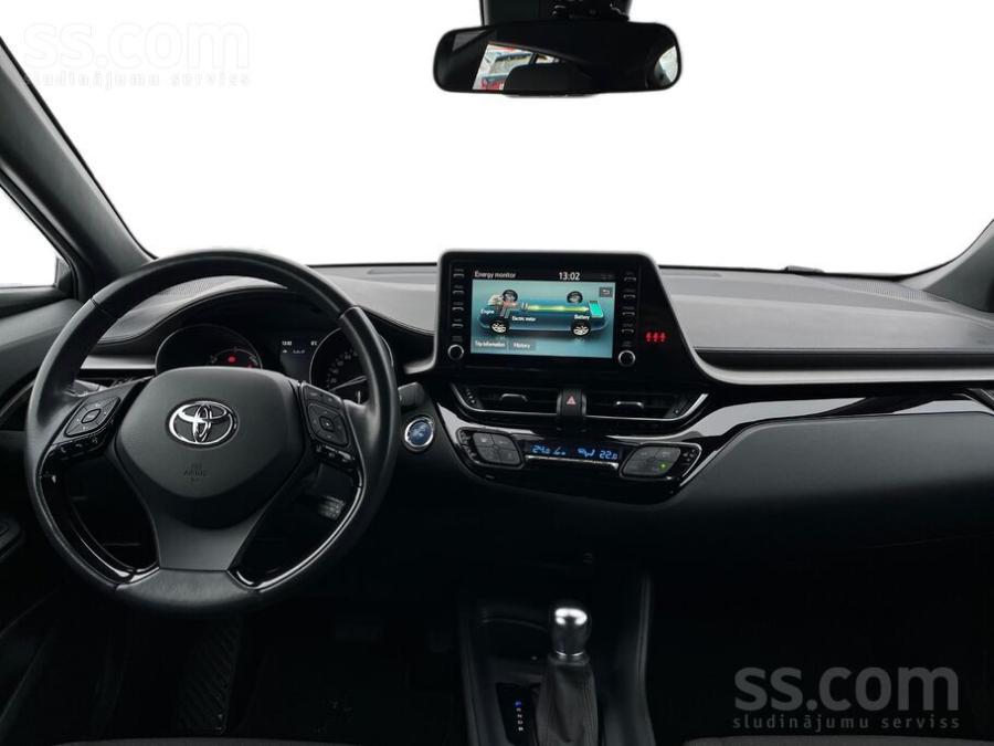 Pelēks Toyota C-HR 2023 Rīga, ar dzinēja tilpumu 1.80 L un nobraukumu 62 tūkst. km par 21990 €, foto 9 vietnē AUTOMOTO.COM.LV