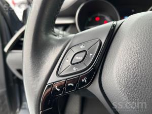 Pelēks Toyota C-HR 2023 Rīga, ar dzinēja tilpumu 1.80 L un nobraukumu 62 tūkst. km par 21990 €, foto 17 vietnē AUTOMOTO.COM.LV