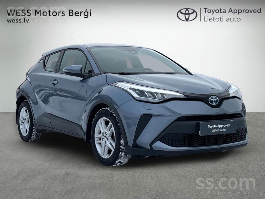 Pelēks Toyota C-HR 2023 Rīga, ar dzinēja tilpumu 1.80 L un nobraukumu 62 tūkst. km par 21990 €, foto 24 vietnē AUTOMOTO.COM.LV