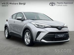 Grey Toyota C-HR 2023 in Riga, with an engine capacity of 1.80 L and mileage of 65 thousand km for 21990 €, photo 26 on AUTOMOTO.COM.LV